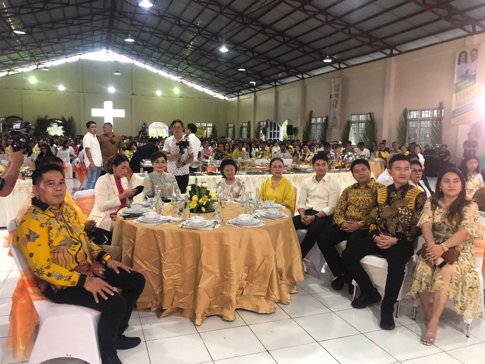 HUT Ke-56 Didoakan Ratusan Gembala GPDI, CEP: Semua Karena Kemurahan ...